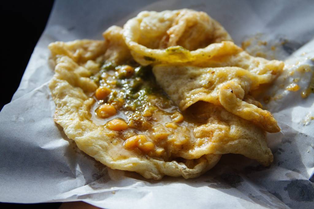Trinidad Doubles: The Ultimate Street Food Experience ⋆ TriniInXisle